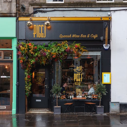 Piggs Royal Mile, Edinburgh - Restaurant Review, Menu, Opening Times