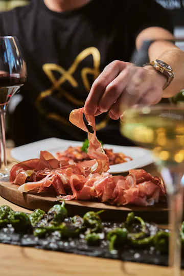 Piggs Bruntsfield, Edinburgh - Restaurant Review, Menu, Opening Times