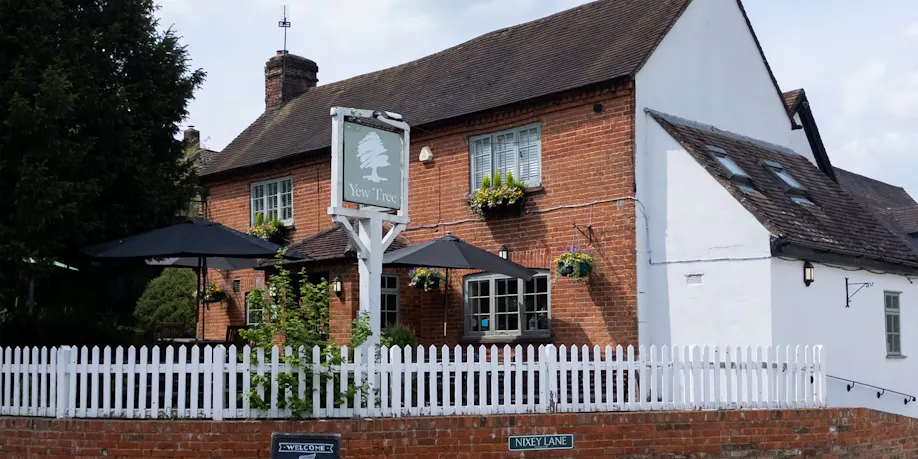 The Yew Tree - Freith, Buckinghamshire - Restaurant Review, Menu ...