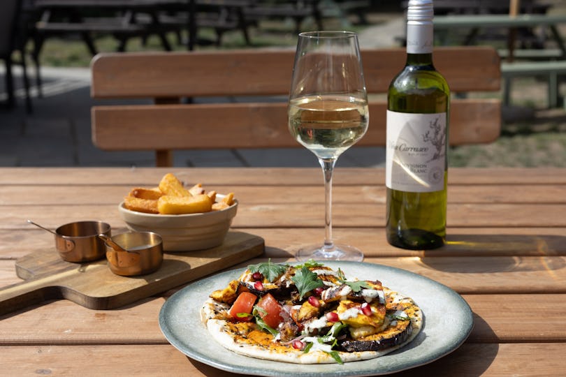 The Bull Inn Arborfield Cross, Berkshire - Restaurant Review, Menu ...