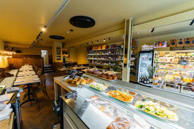 Clara's, London - Restaurant Review, Menu, Opening Times