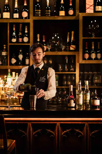 The Champagne Bar at 116 Pall Mall, London - Restaurant Review, Menu ...