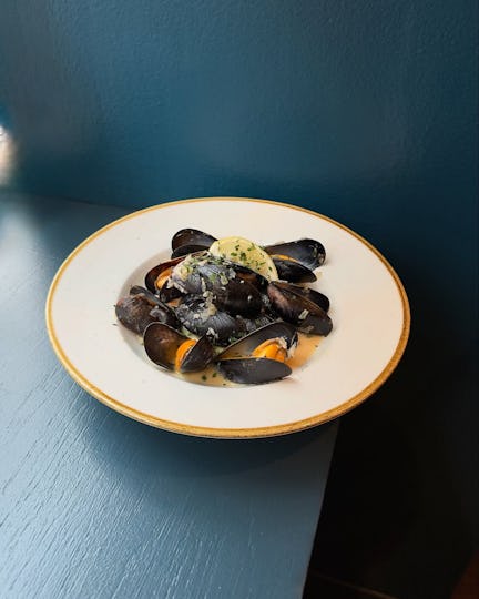 Mussel Inn - Edinburgh, Edinburgh - Restaurant Review, Menu, Opening Times