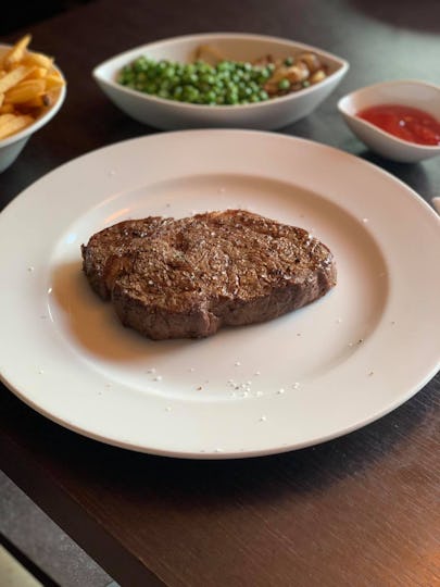 Galu, Surrey - Restaurant Review, Menu, Opening Times