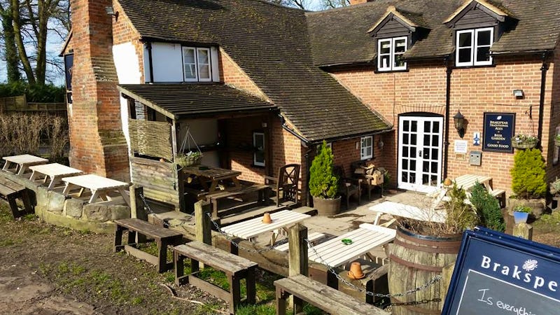 Dew Drop Inn, Berkshire - Restaurant Review, Menu, Opening Times