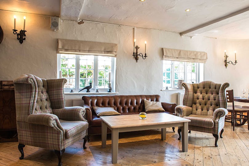 The Spring Inn, Berkshire - Restaurant Review, Menu, Opening Times