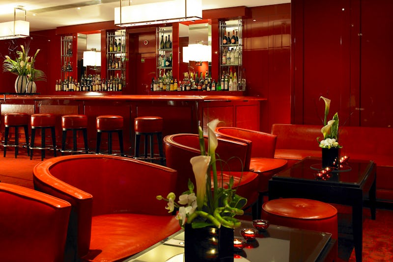Red Bar & The Champagne Bar at Grosvenor House, London - Restaurant ...