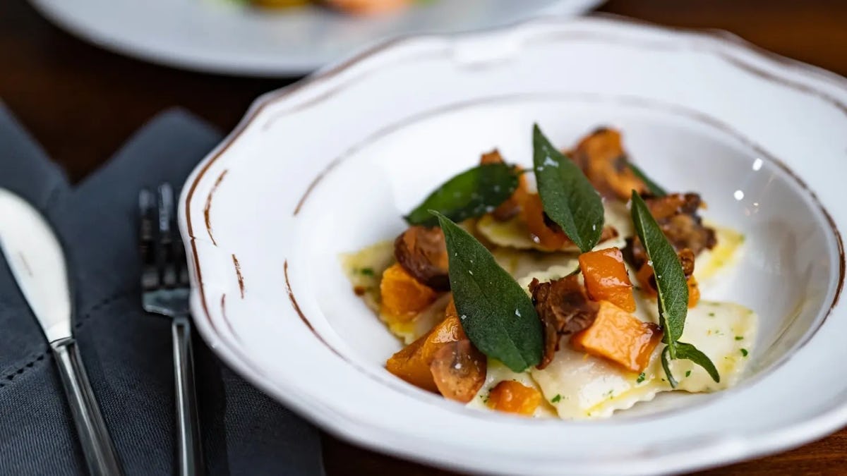 The City Barge, Chiswick, London - Restaurant Review, Menu, Opening Times