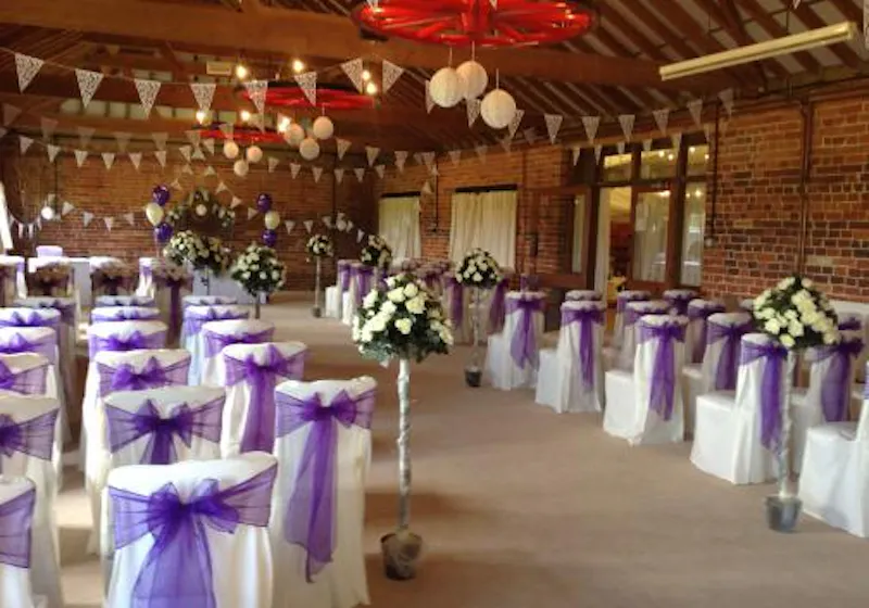 Wantisden Valley Wedding Bunty's Wedding Cakes :: Award Winning