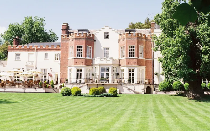Taplow House Hotel, wedding venue in Buckinghamshire - Wedding Venues